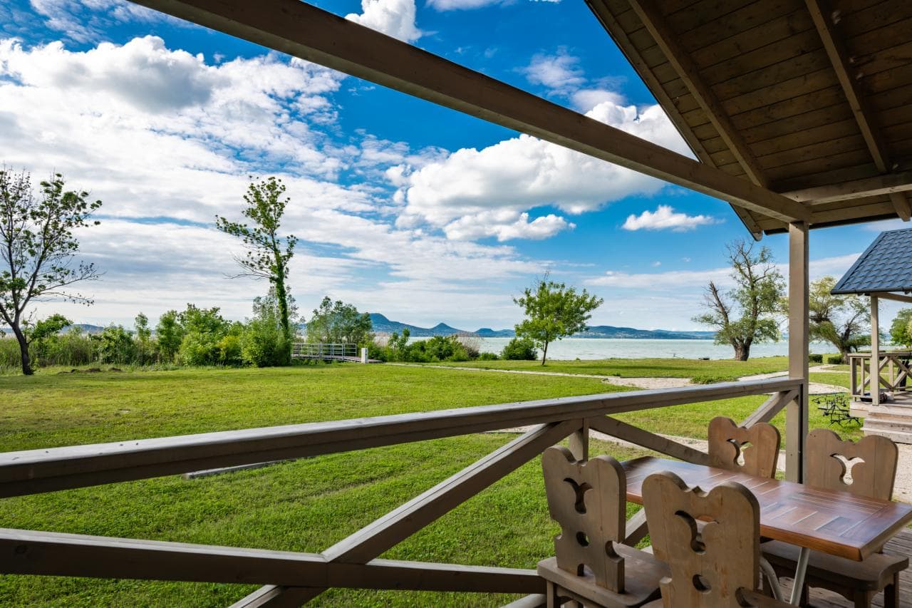 Napsugár Club - Accommodation on the most beautiful coast of South ...